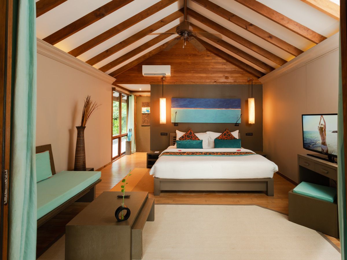 Visit Maldives - Resorts > Canareef Resort Maldives