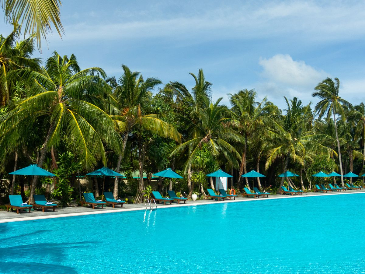 Visit Maldives - Resorts > Canareef Resort Maldives