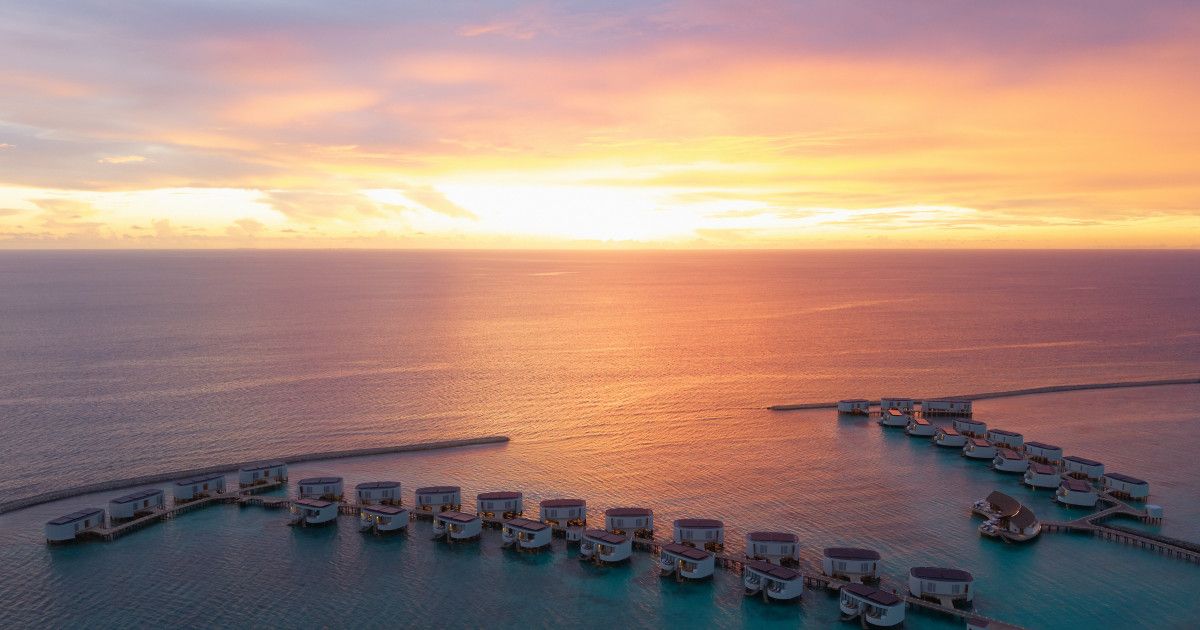 Visit Maldives - Experiences > Centara Grand Lagoon Maldives Awaits ...